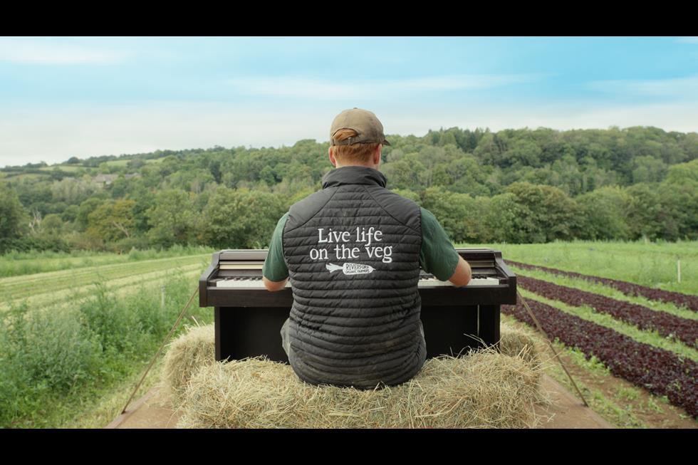 New Riverford campaign celebrates freshness and farmers | News | Fruitnet